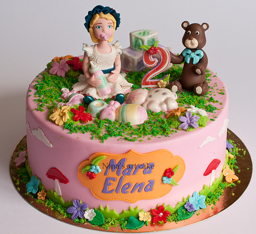 Nina's Art Cake: Tort pentru Mara Elena
