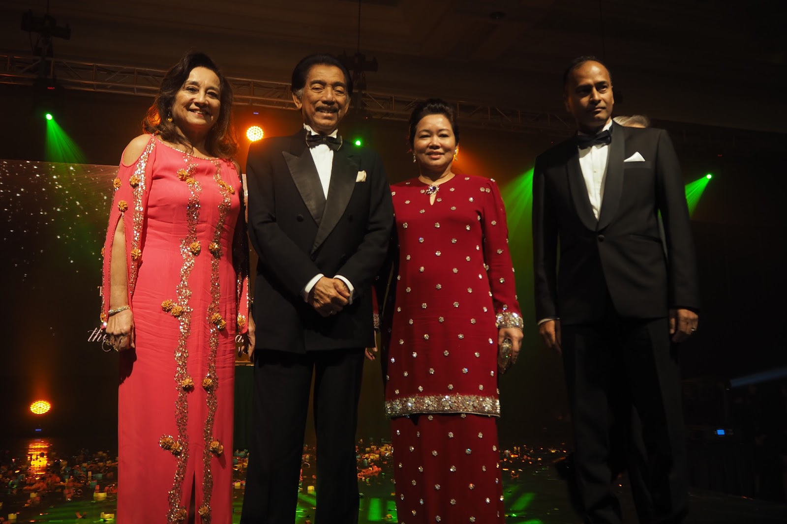 Kee Hua Chee Live!: PART 3----TOP TEN AWARDS AT TOP ASIA CORPORATE BALL ...