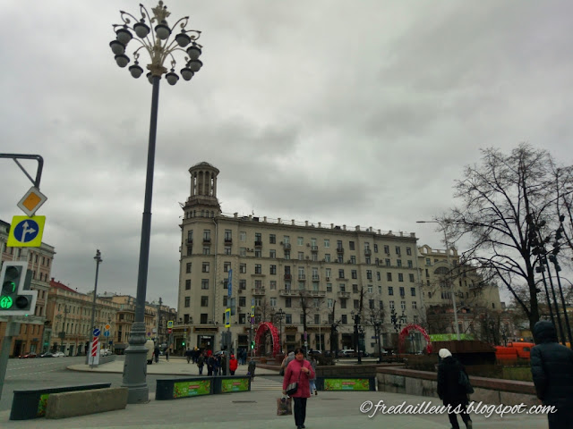 Fred ailleurs: Moscou: Monastères Rozhdestvienski et Saint-Pierre d'en ...