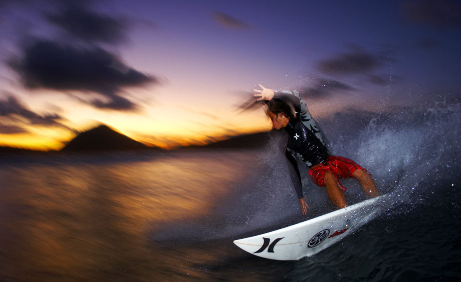 MoovyBoovy: Short Film: Zak Noyle Surf Photographer