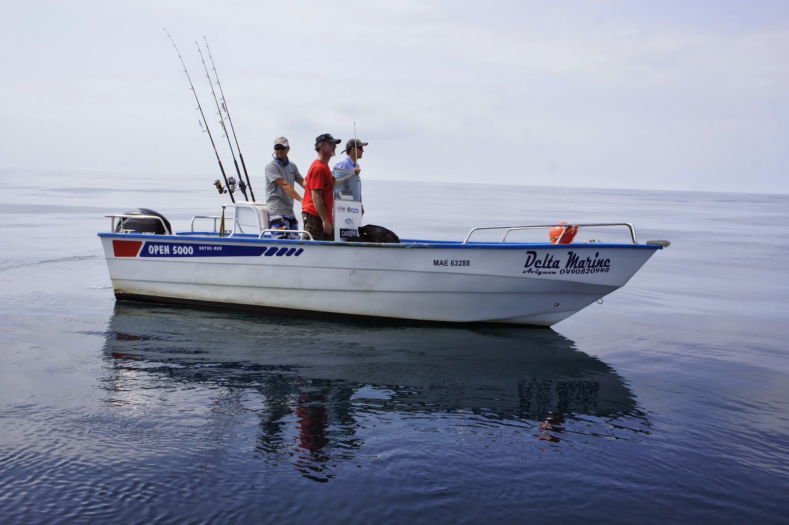La pêche aux pêcheurs, le thon 100 % leurres: GUIDAGE