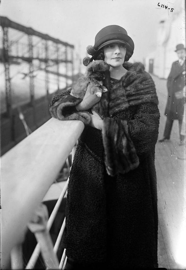 37 Gorgeous Photos of Natacha Rambova, Wife of Screen Idol Rudolph ...