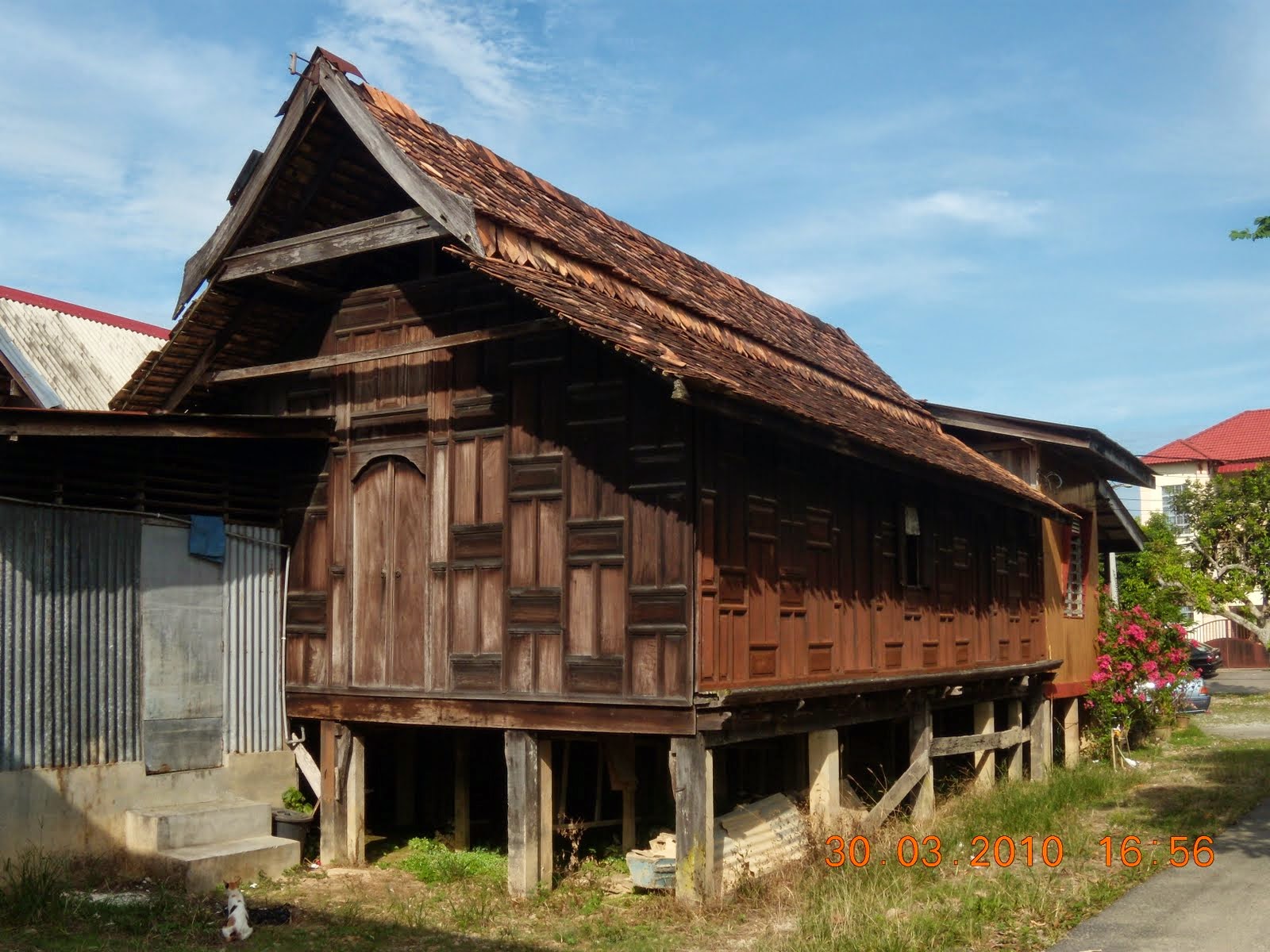 Rumah-rumah Tradisional di Semenanjung Malaysia ~ Anjung Laman