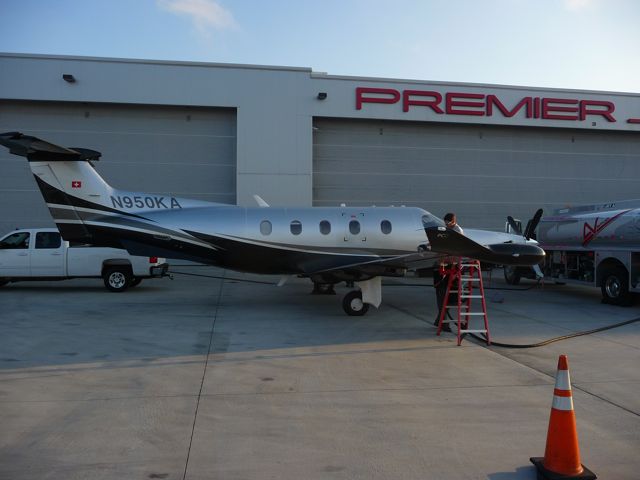 Kathryn's Report: Pilatus PC-12/47, Roadside Ventures LLC, N950KA ...