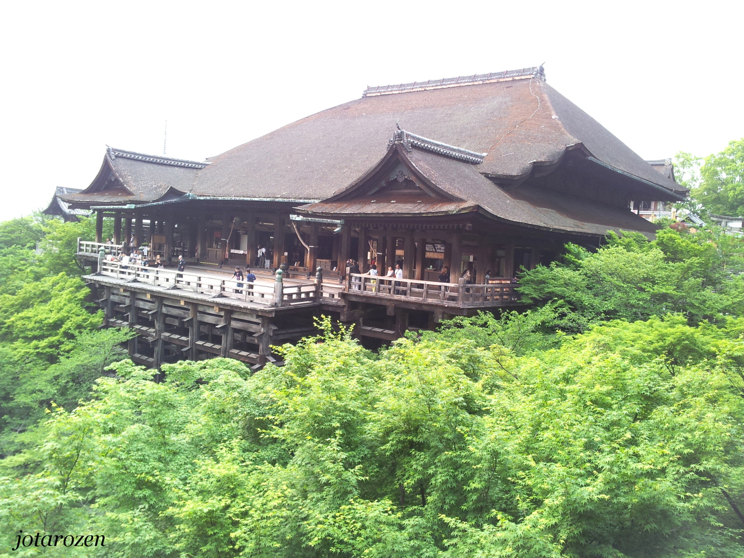 Footsteps - Jotaro's Travels: Sites : Kiyomizu-dera Temple, Kyoto, Japan
