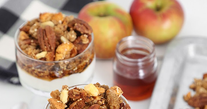 Homemade Apple Pecan Granola | Sprinkle Bakes