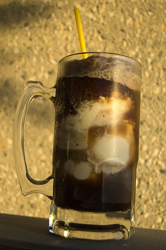 Coca Cola Float - Beautiful Touches