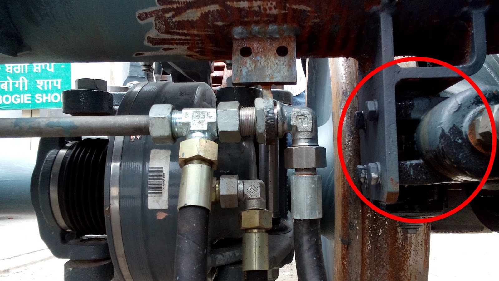 Rail Maniac: INDIAN RAILWAYS BOGIE PROTOTYPE THAT WILL RUN 200KMPH