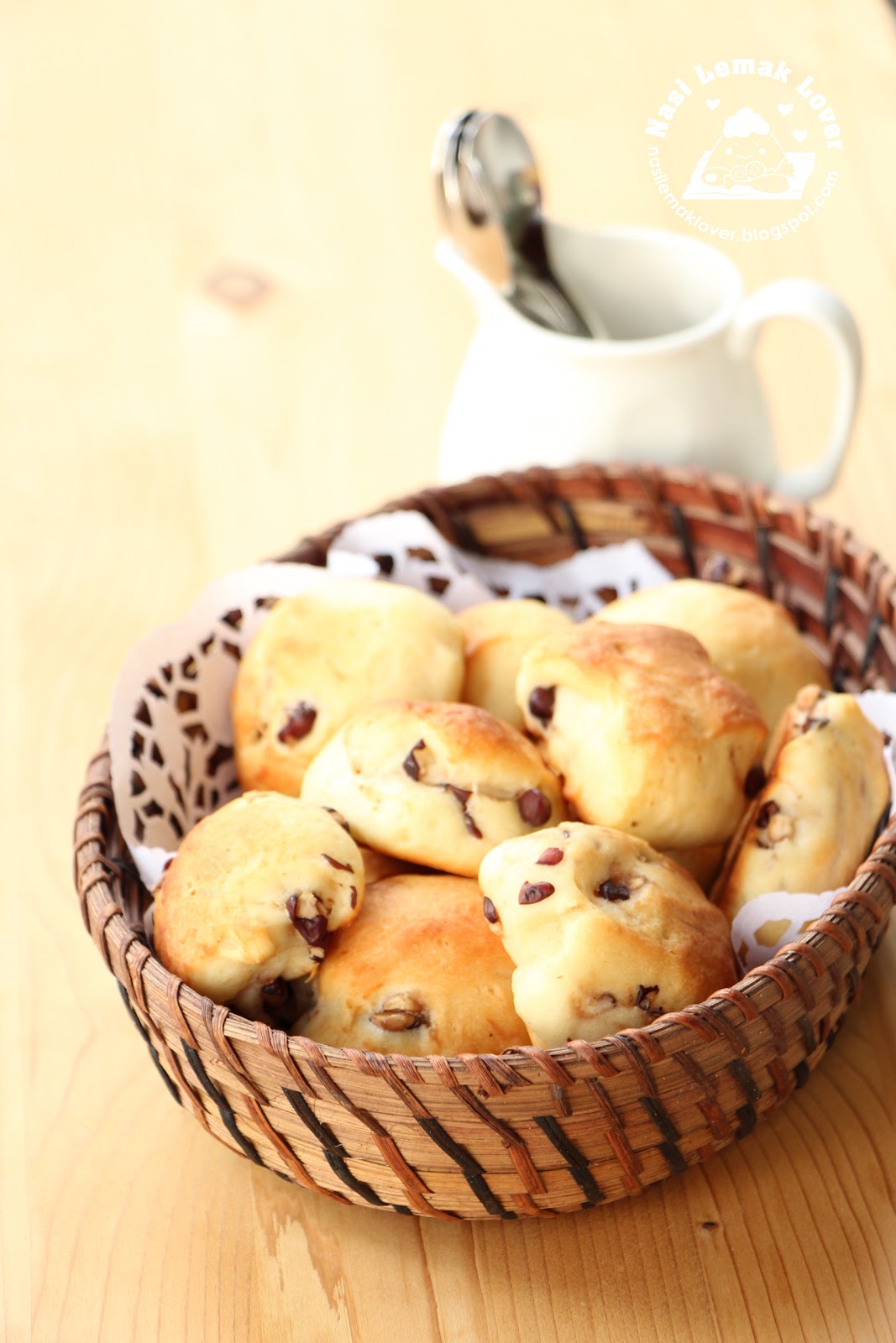 Nasi Lemak Lover: Mini Red Bean Buns 迷你红豆面包