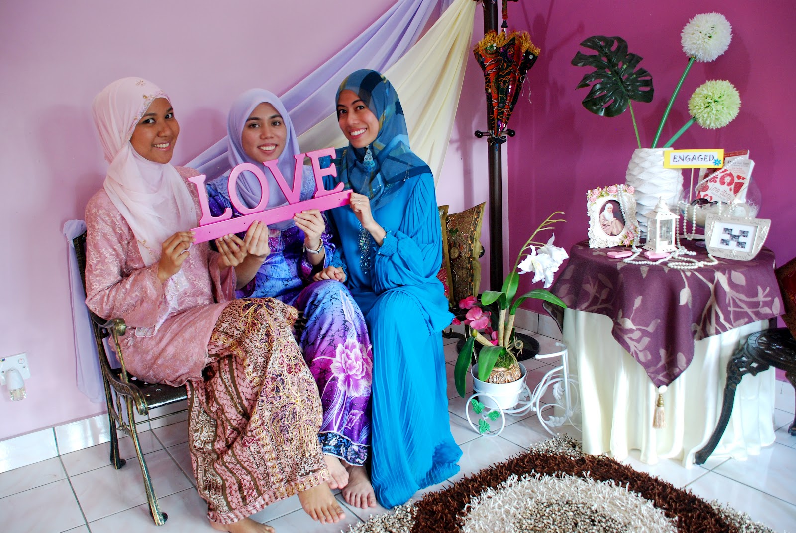 love bubbles: majlis tunang