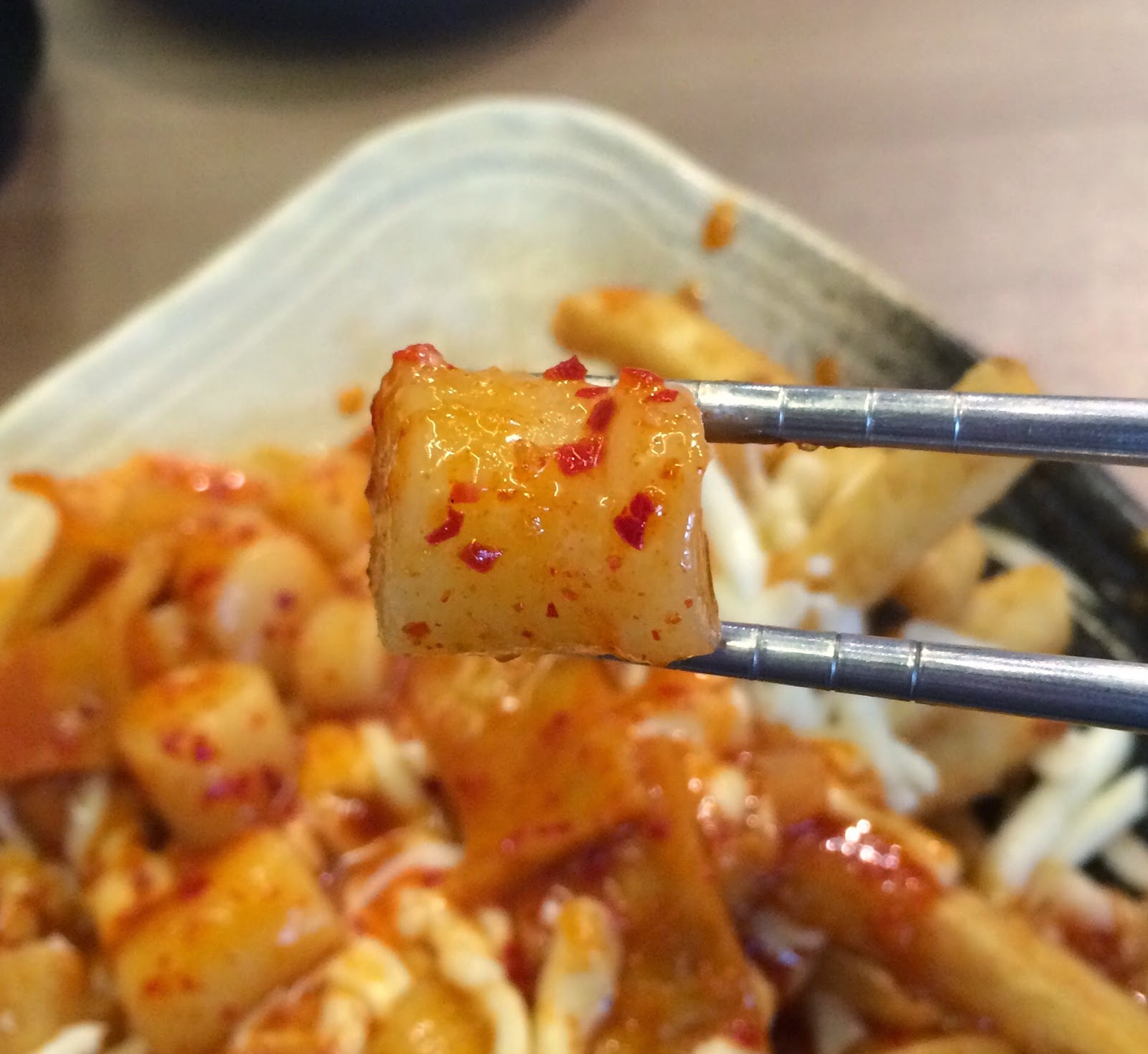 Tobboki Poutine From GaNaDaRa / ガナダラのトッポギ プーティン ~ I'm Made of Sugar ...