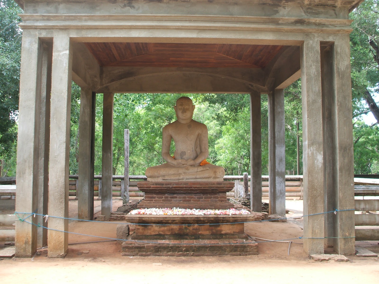 Anurapura Wandana...: Atamasthana