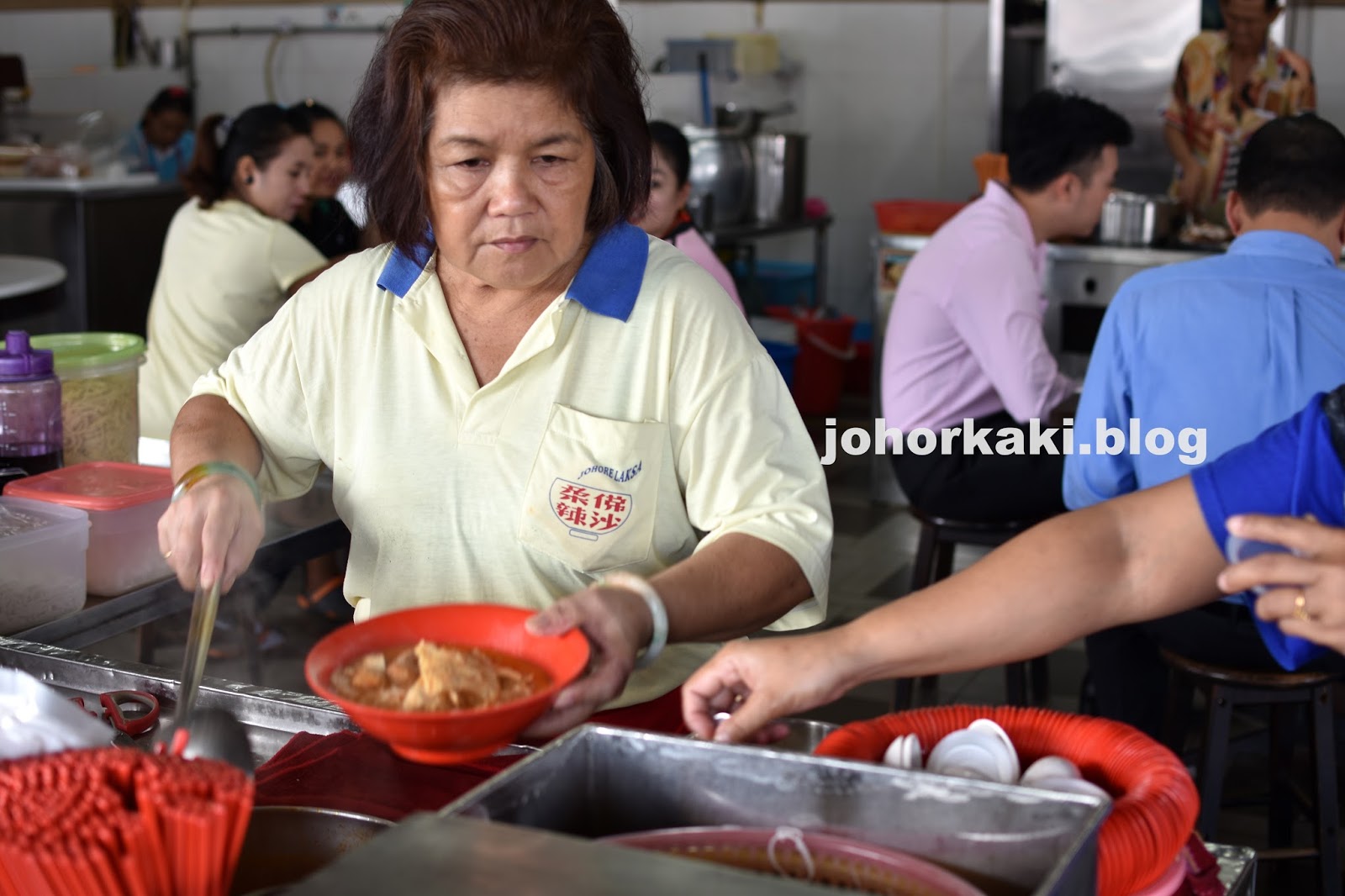 Lee Kee Johor Laksa JB's Oldest Curry Laksa Stall since 1946 李记柔佛辣沙 ...