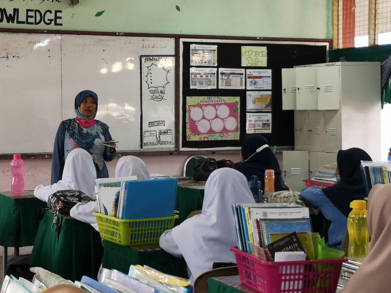 Pemantauan PPD Kluang untuk Pendaftaran semula pelajar Tingkatan 4 ke ...