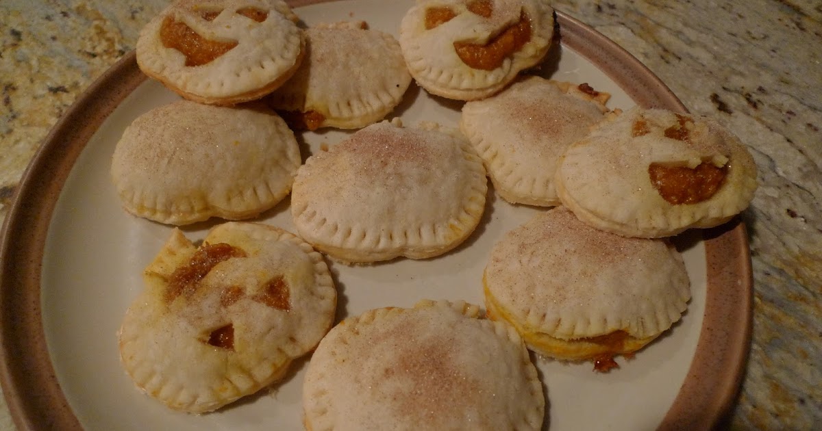 Recipe Codex: Dessert: Pumpkin Pie Pockets