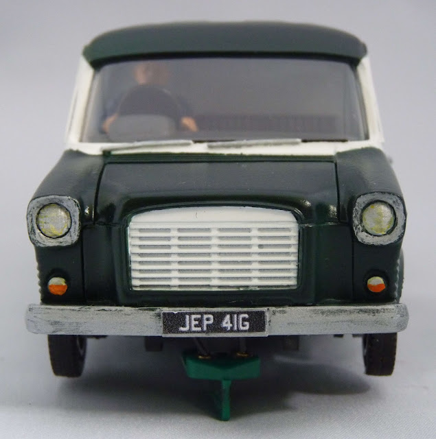 My Scalextric: Ford Transit Mk1