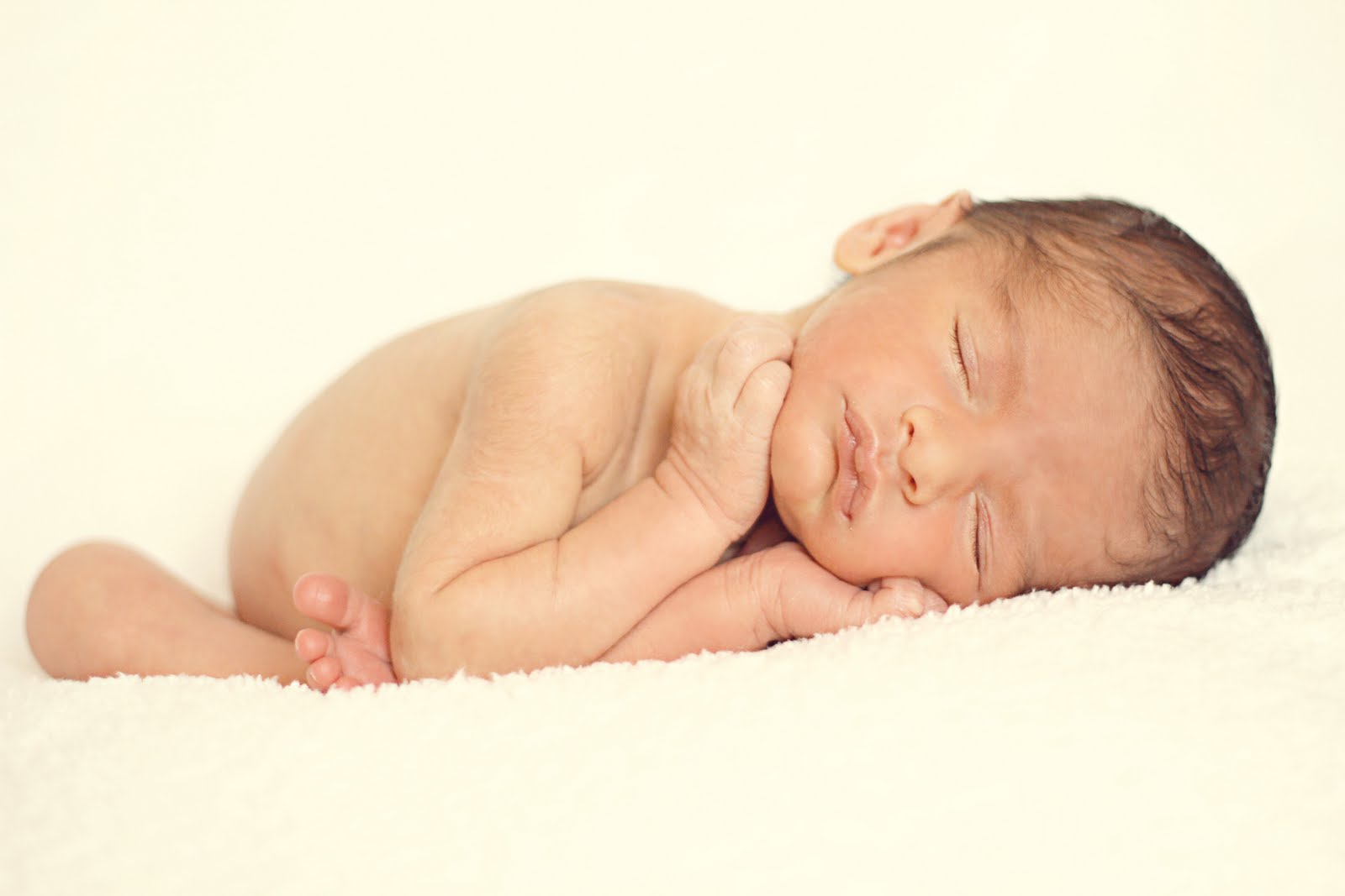 Familia Enriquez: newborn baby boy