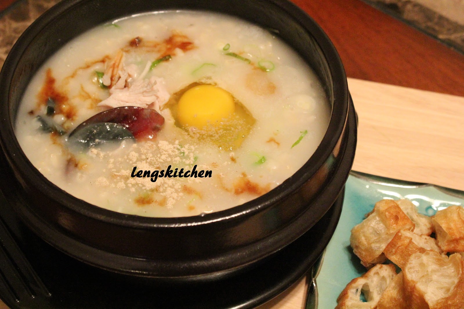 Kitchen Chaos: Lean Pork with Century Egg Congee 皮蛋瘦肉粥