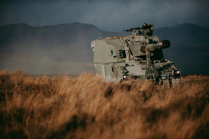 SNAFU!: Singapore Self-Propelled Howitzer (SSPH) Primus in New Zealand.