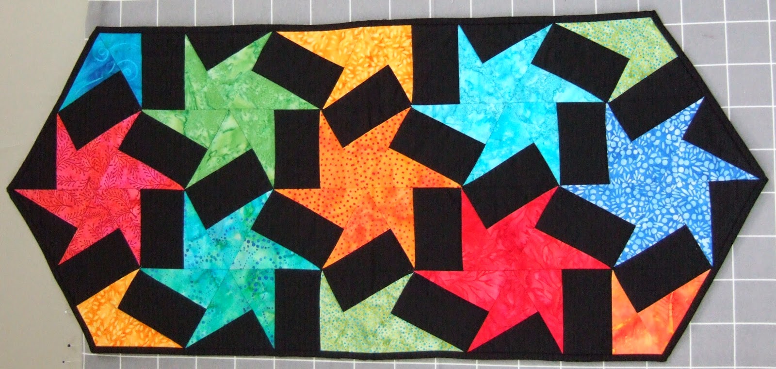 Glad Creations Quilts: Scrap Crazy 6"