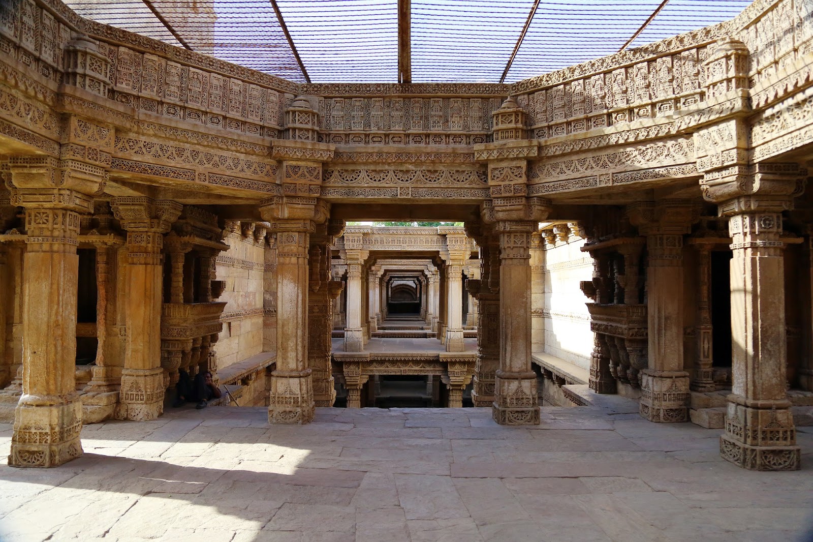 Adalaj Step Well | Trending And Roaring