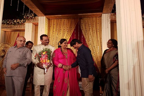 Yesteryears Diva Actress Radha Celebrates 25 Years of Wedding | Indian ...