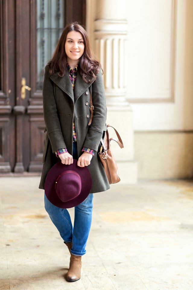 Dress Side Story: Wearing someone else's clothes