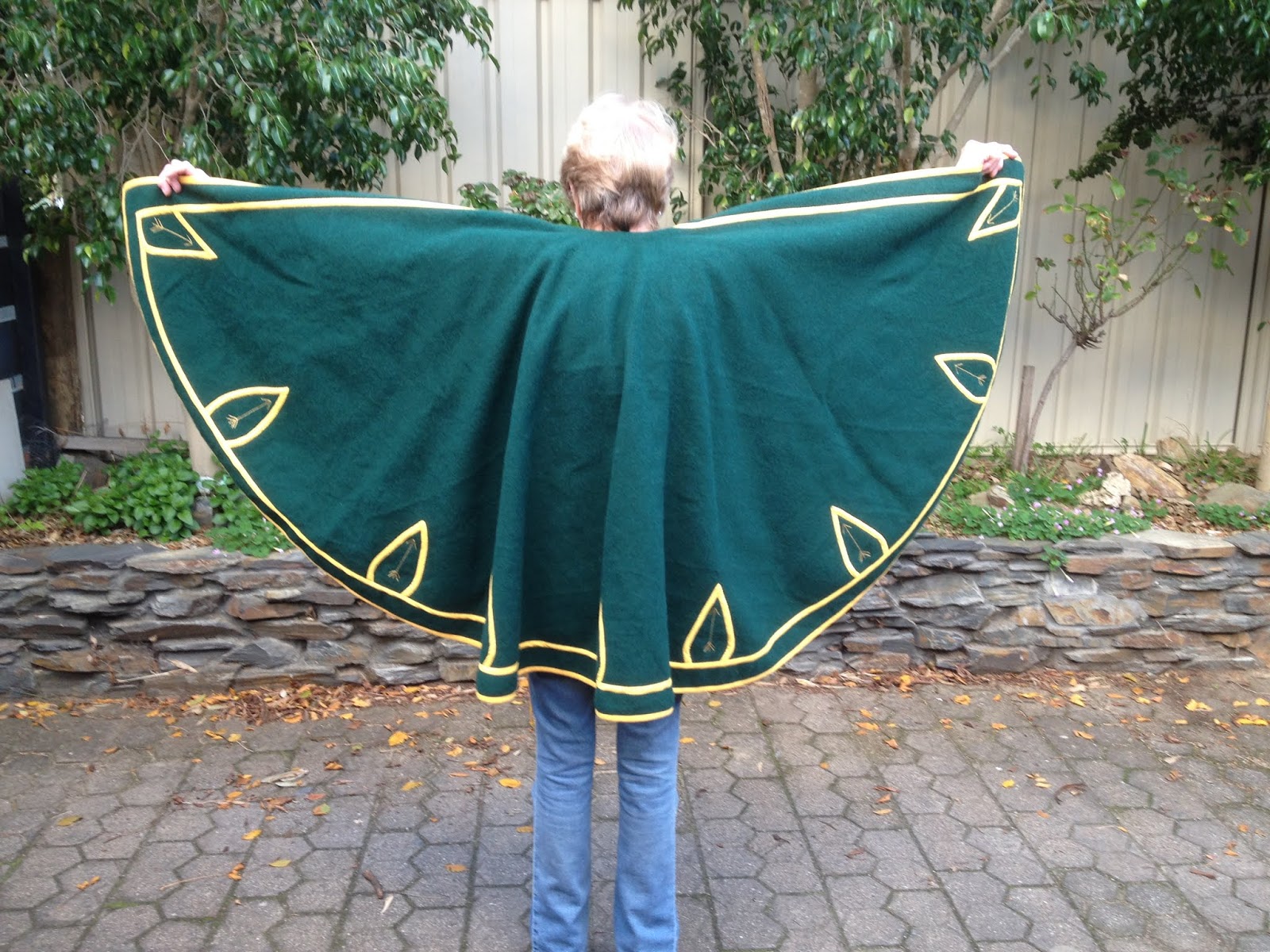 Broider Me 'Bethan: Embroidered Heraldic Patch for the Archery ...