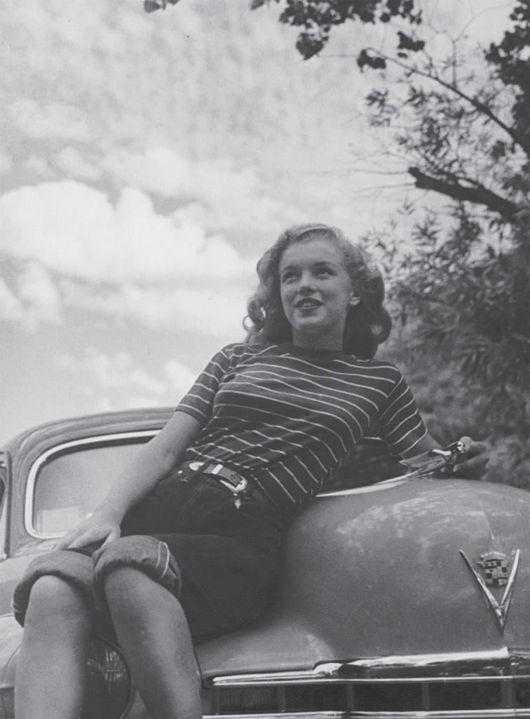 Rarely-Seen Images Reveal How Bored Housewife Norma Jeane Became a ...