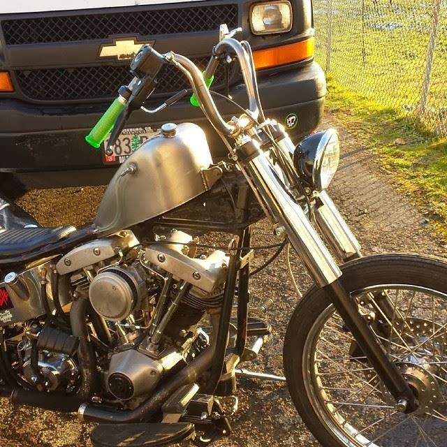 ZOMBIE PERFORMANCE: El Guapo Bars!