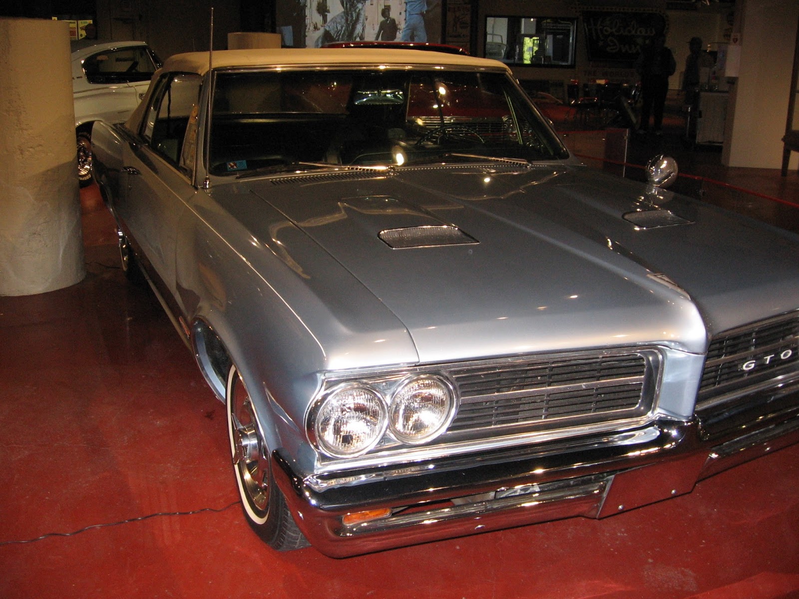 The Automobile and American Life: A Visit to the Sloan Museum Buick ...