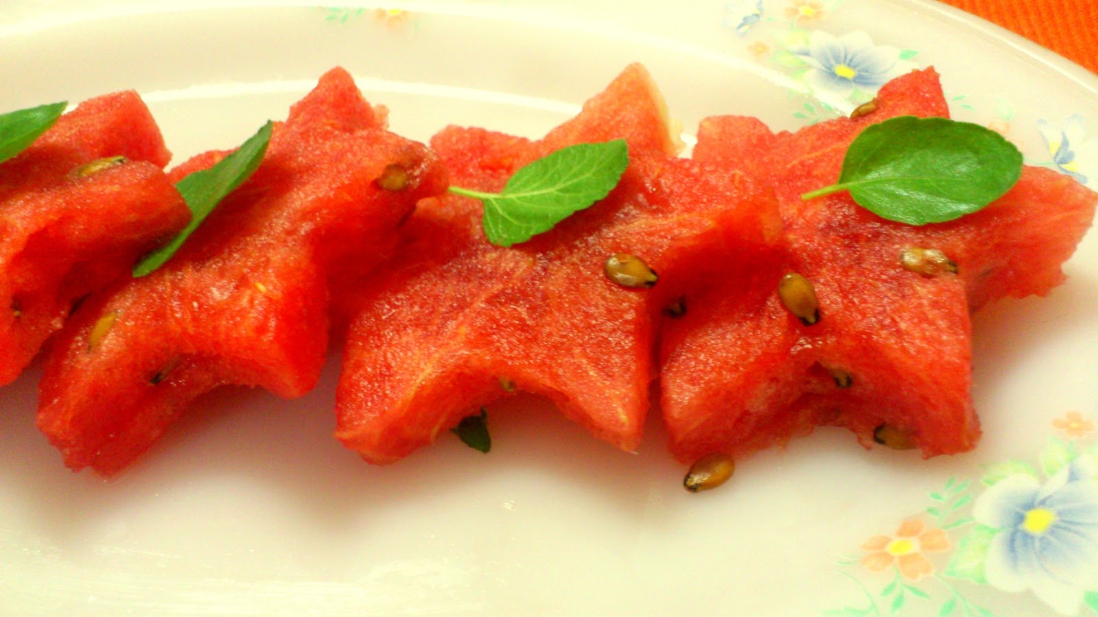 A Good Stuff: Presentation of watermelon