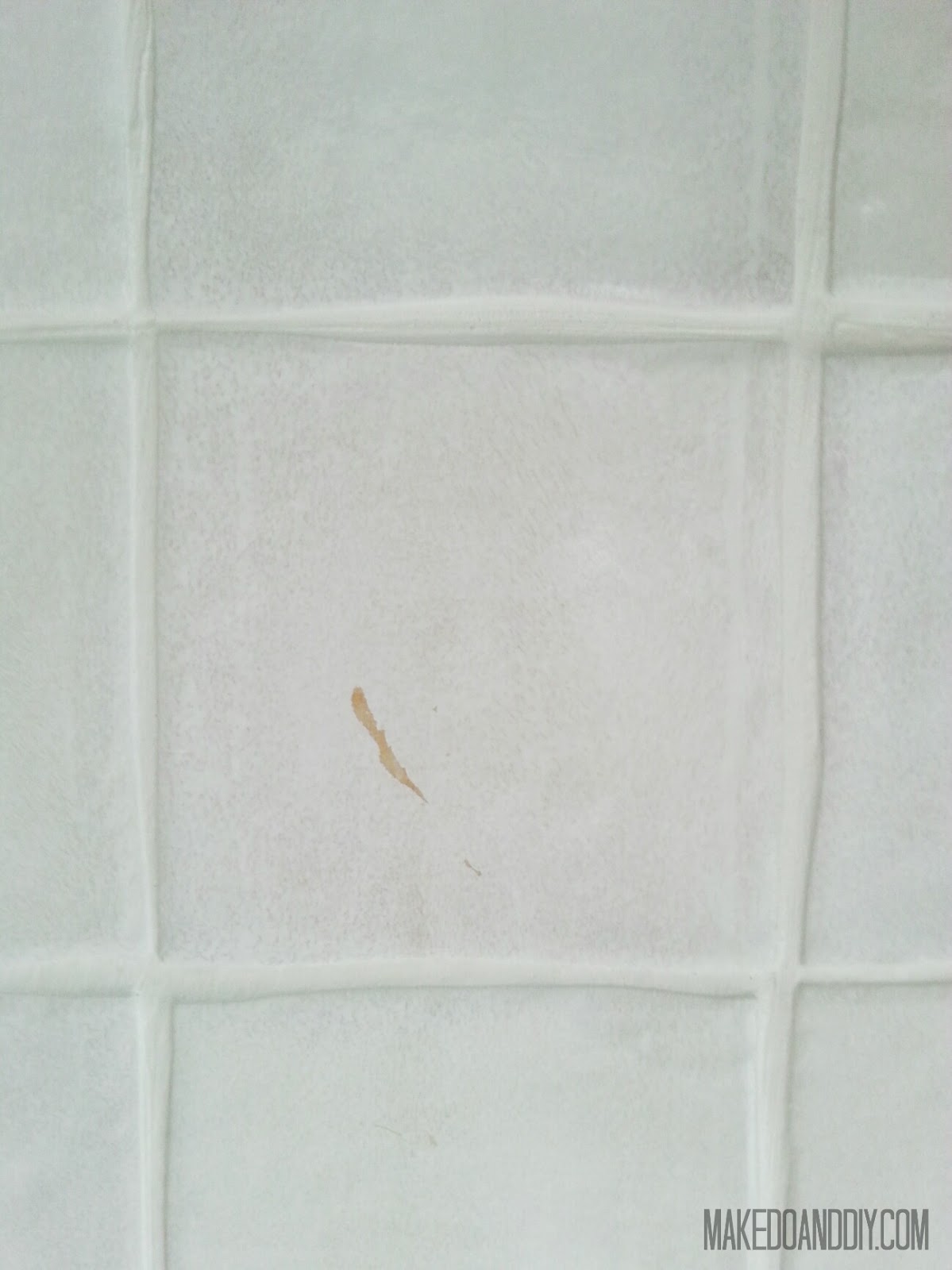 painted tile backsplash-cover those ugly tiles! ~ Make Do and DIY