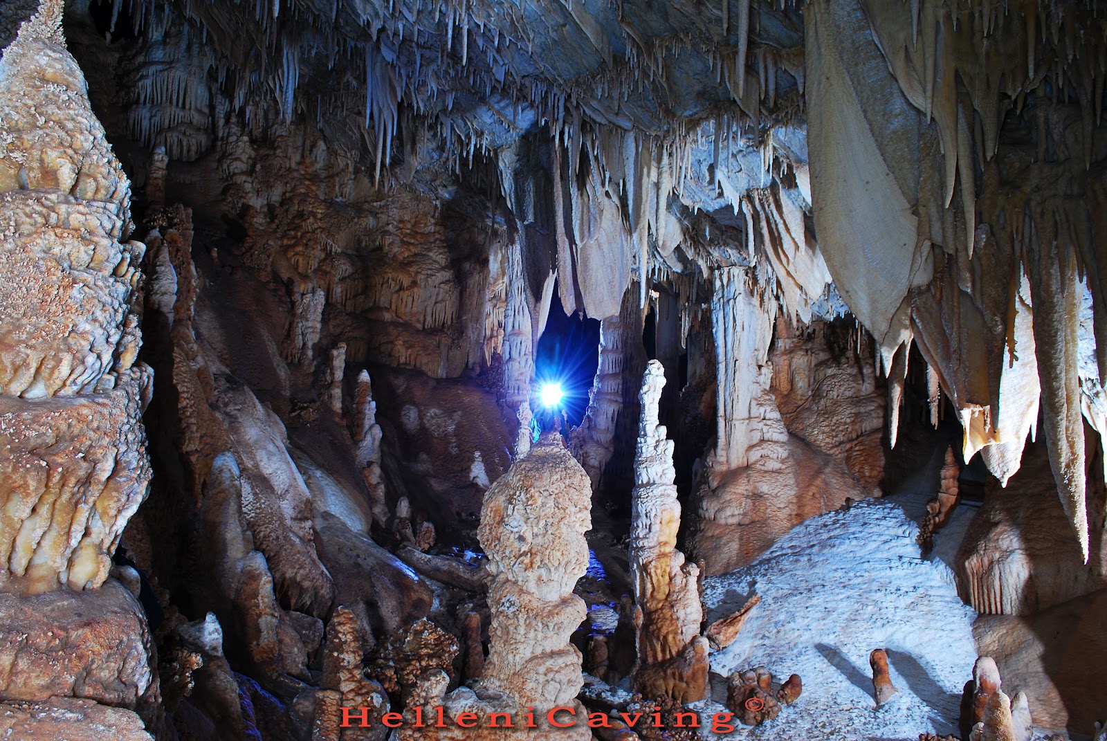 HelleniCaving: ΣΠΗΛΑΙΟΒΑΡΑΘΡΟ ΠΟΛΥΔΡΟΣΟ ΠΑΡΝΑΣΣΟΥ- CAVE POTHOLE ...