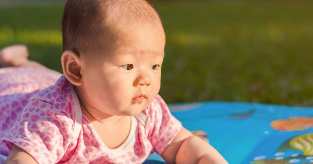 Easy Ways to Train Your Little One Learns Prone Position ~ Baby ...