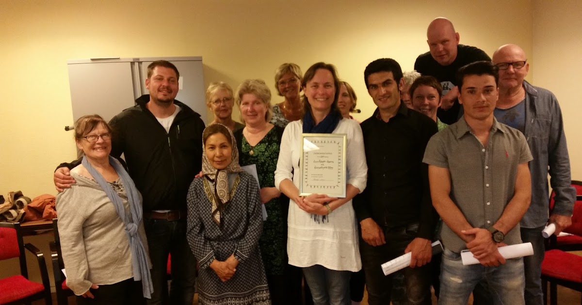 SOCIALIST OCH BAJARE- Livets passion: Emma Åhlander Hansson mottar ...