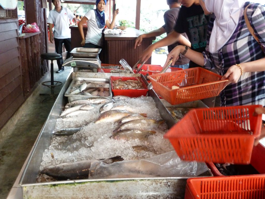 Sepang Goldcoast and Bagan Lalang Seafood | MaLxN BLoG