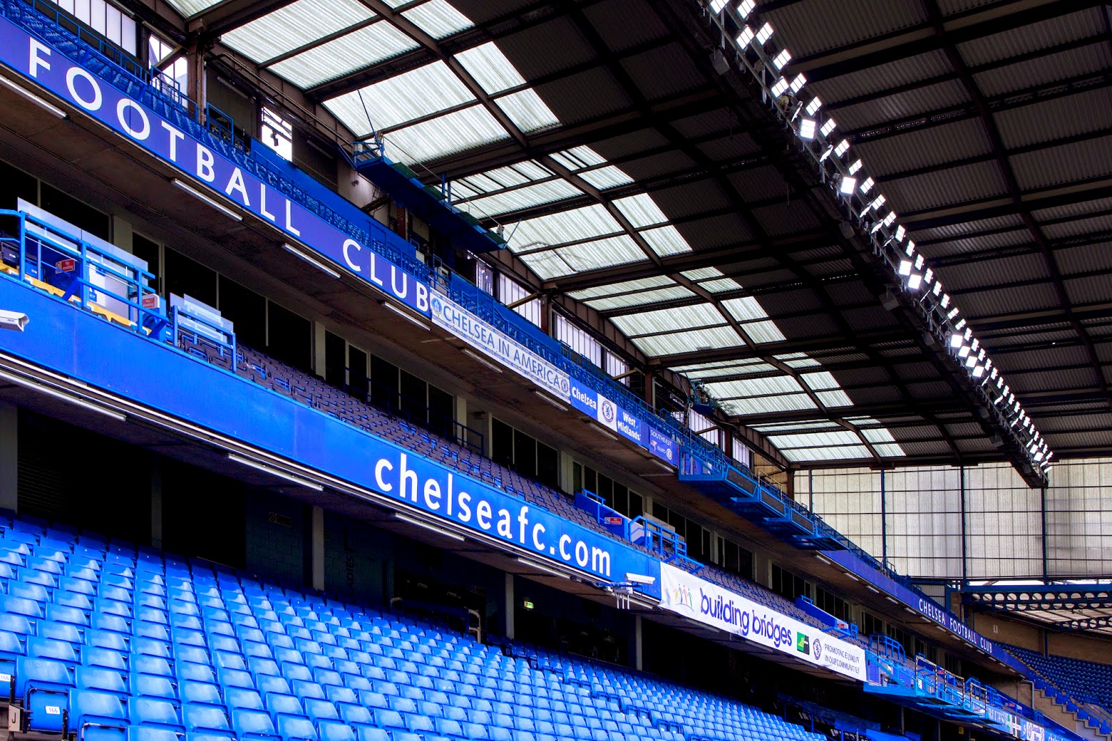 The LED Specialist: Tonight Chelsea FC Become The First Premiership ...