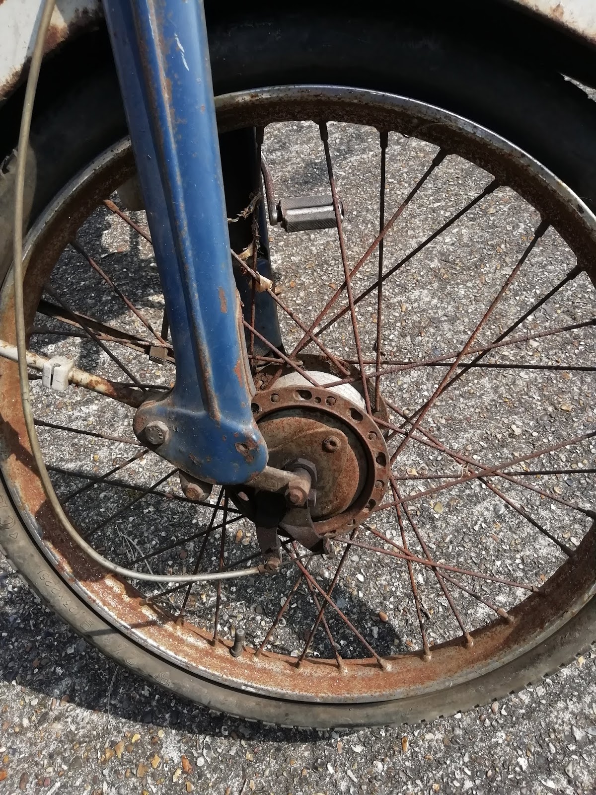 NSU Quickly S23 Restoration and Repair.: Front Wheel Refurb. Brakes and ...