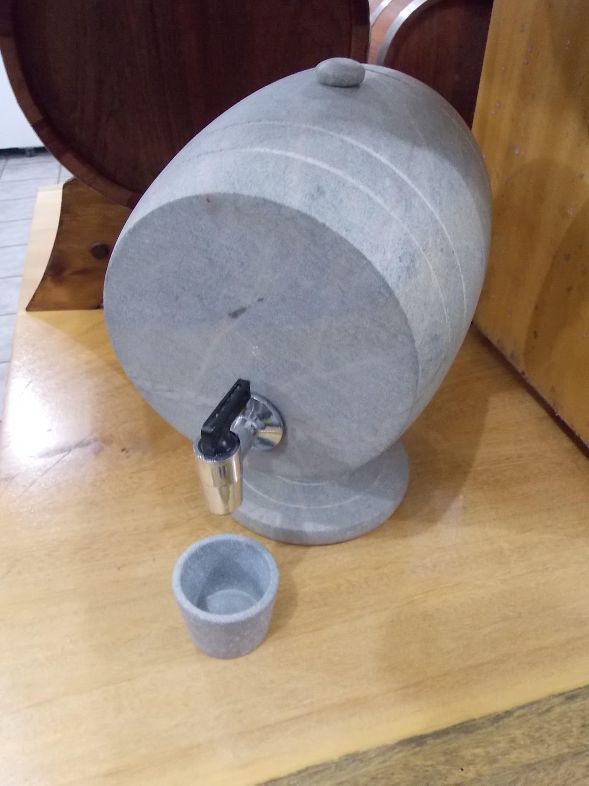 ARMAZÉM PEDROSA: TONÉIS-BARRIS-CAROTES