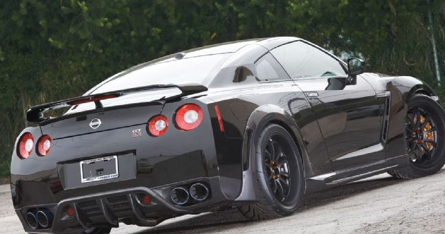 Urban Pontifficater: Tuner Cars NISSAN Skyline GT-R 32 34 and 35 are ...