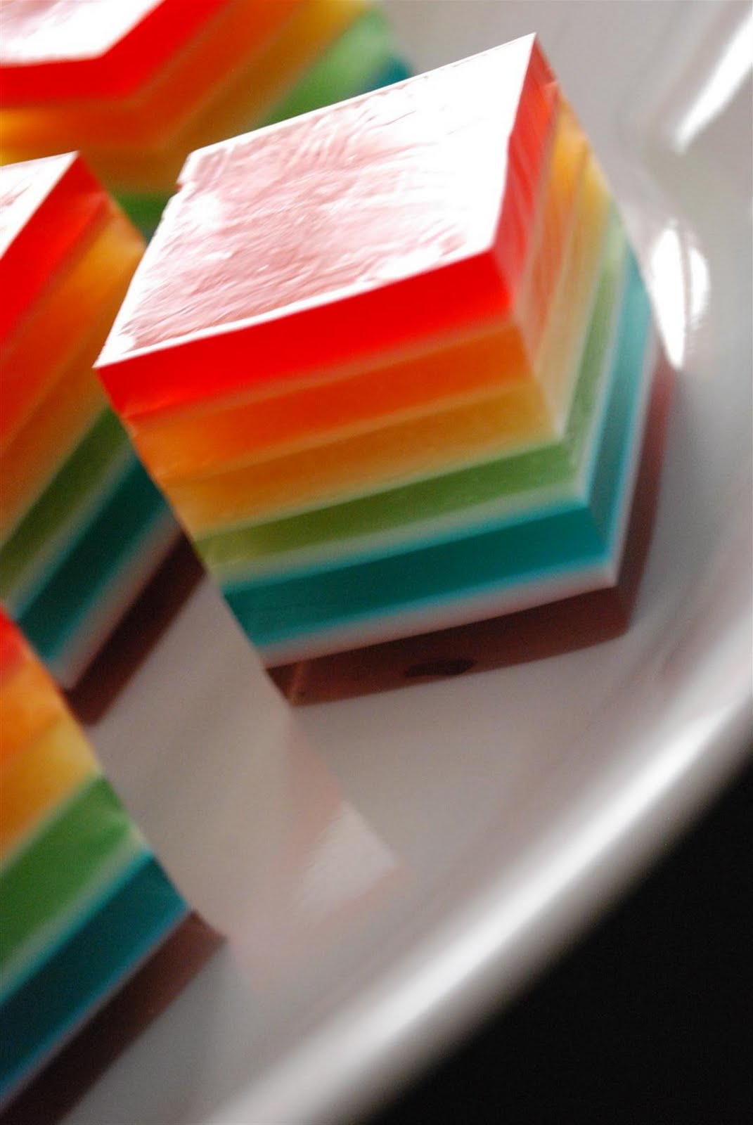 craftyc0rn3r: Rainbow Layered Jello