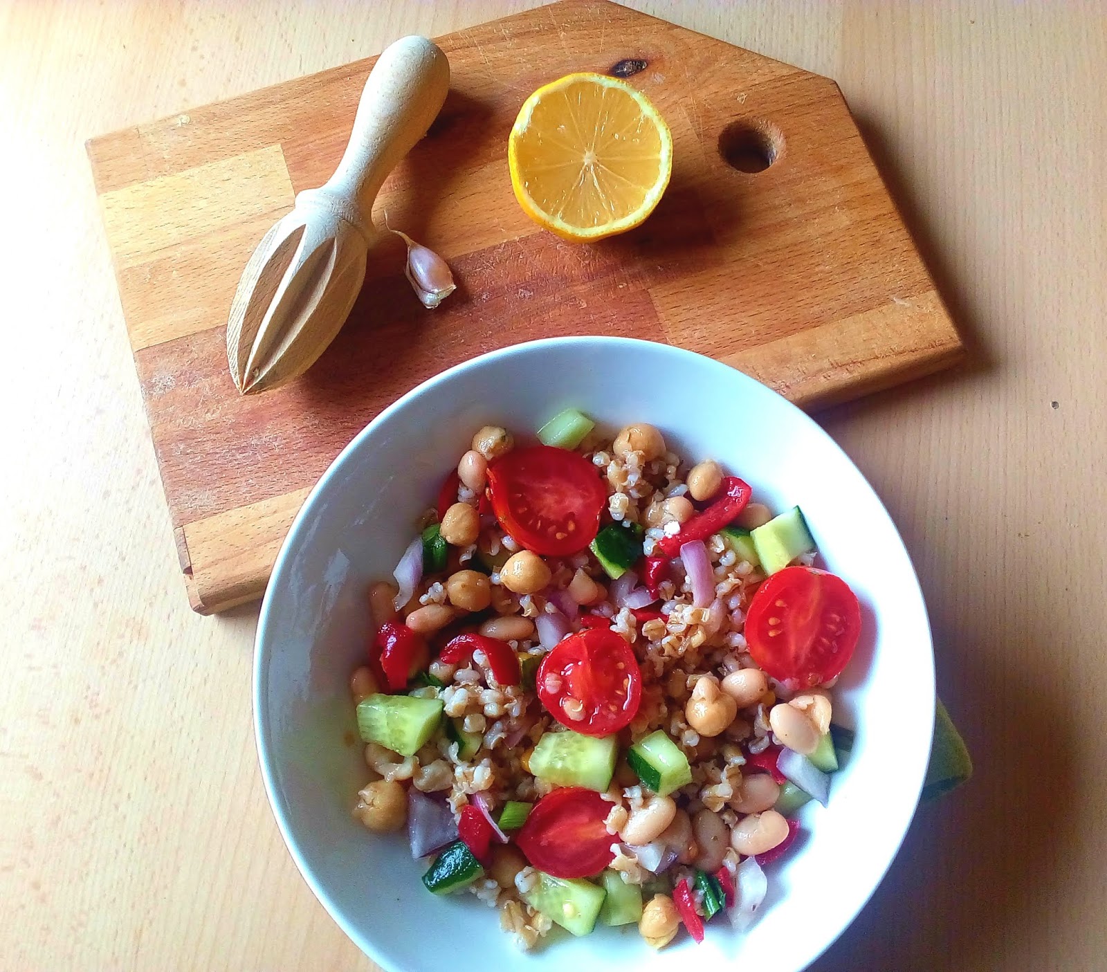 Slatko-slani kutak: Salata grah, ječam, slanutak