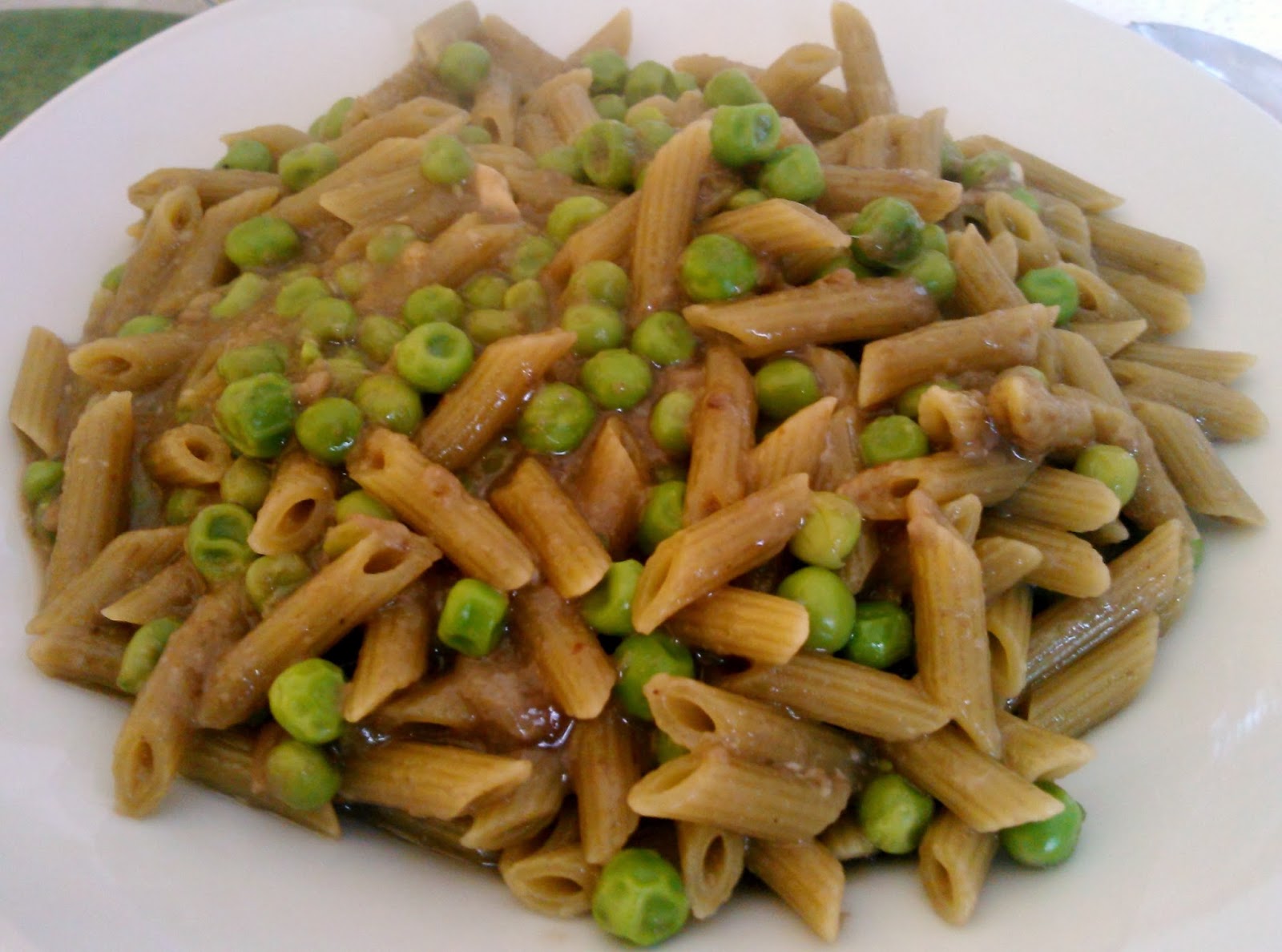 Piccolini con piselli e crema di funghi | Amore al Primo Assaggio