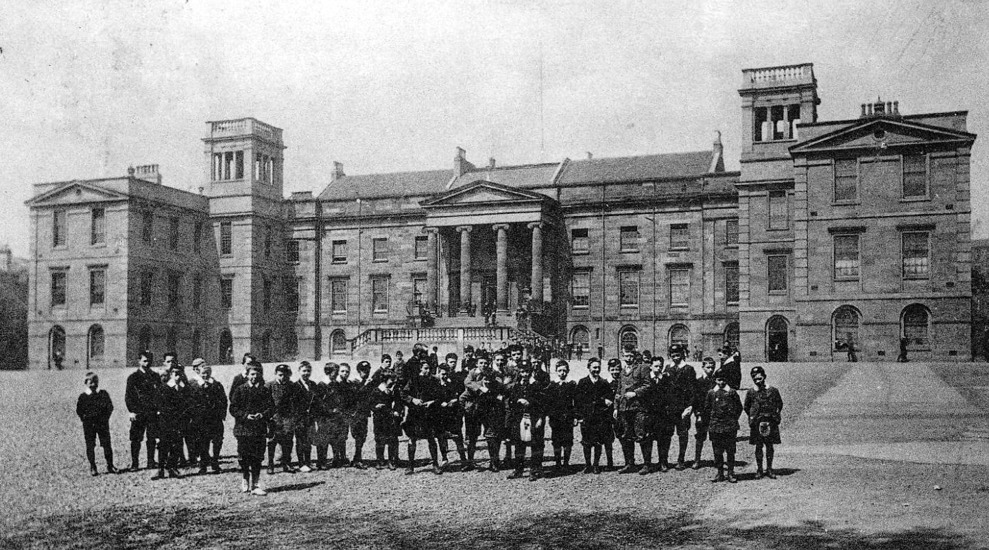 Tour Scotland Photographs: Old Photograph George Watson's College ...