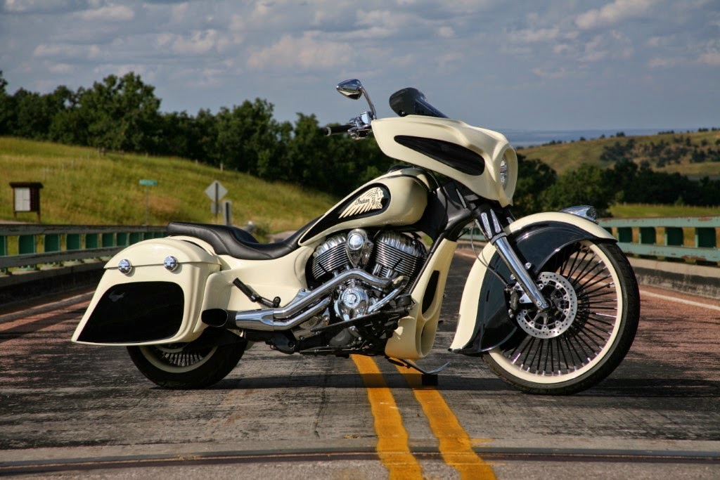 Racing Cafè: Indian "Chris Malo's White Chieftain" by Dirty Bird Concepts