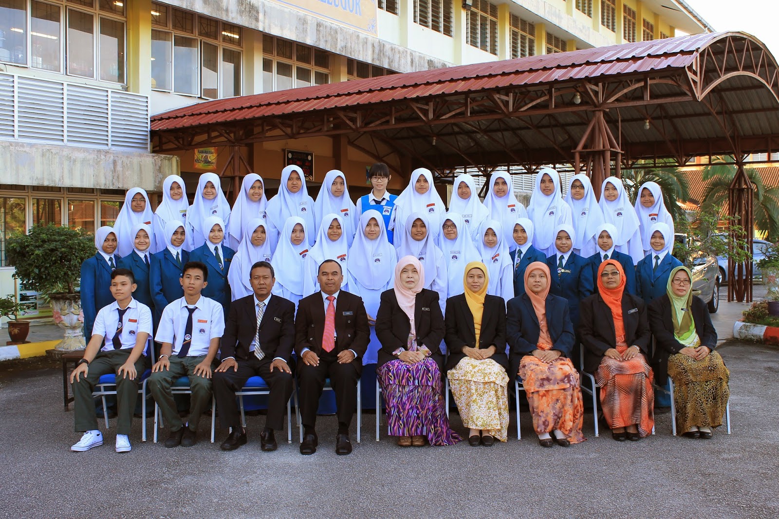 SMK Kampong Selamat "Sentiasa Cemerlang"