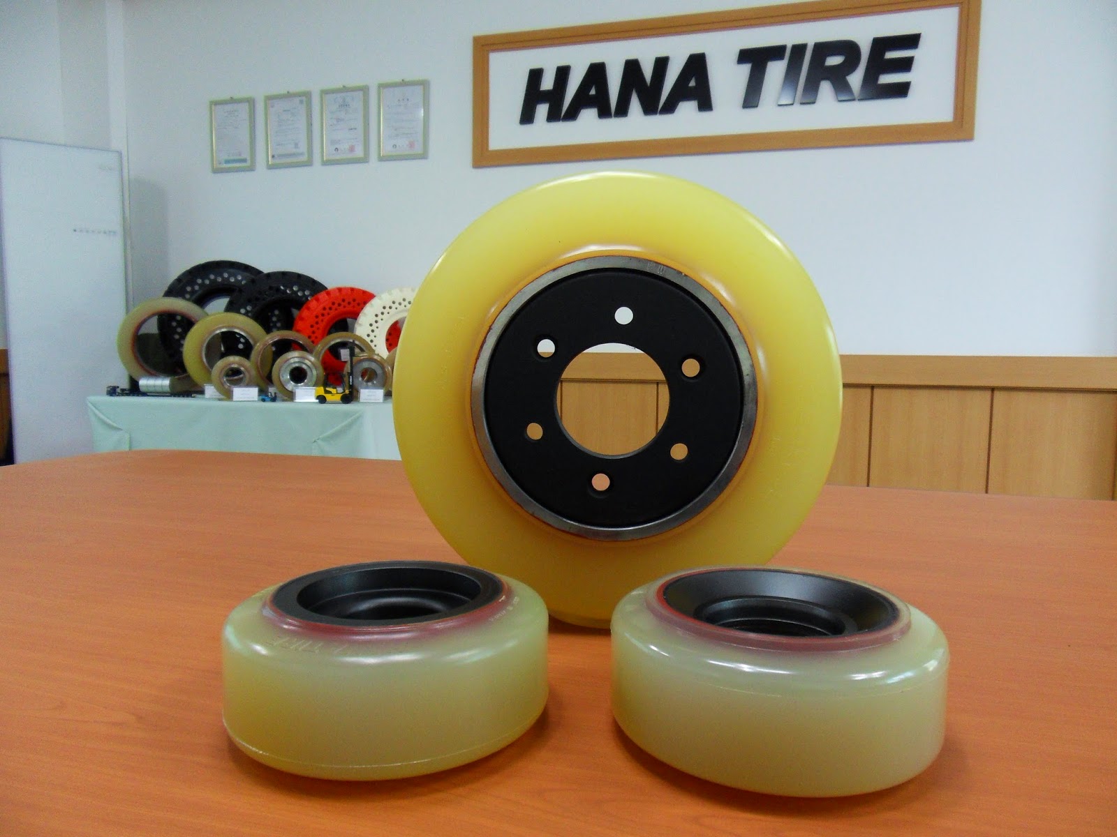 Forklift Urethane Tire Total Solution HANA TIRE: NICHIYU REACH FORKLIFT ...