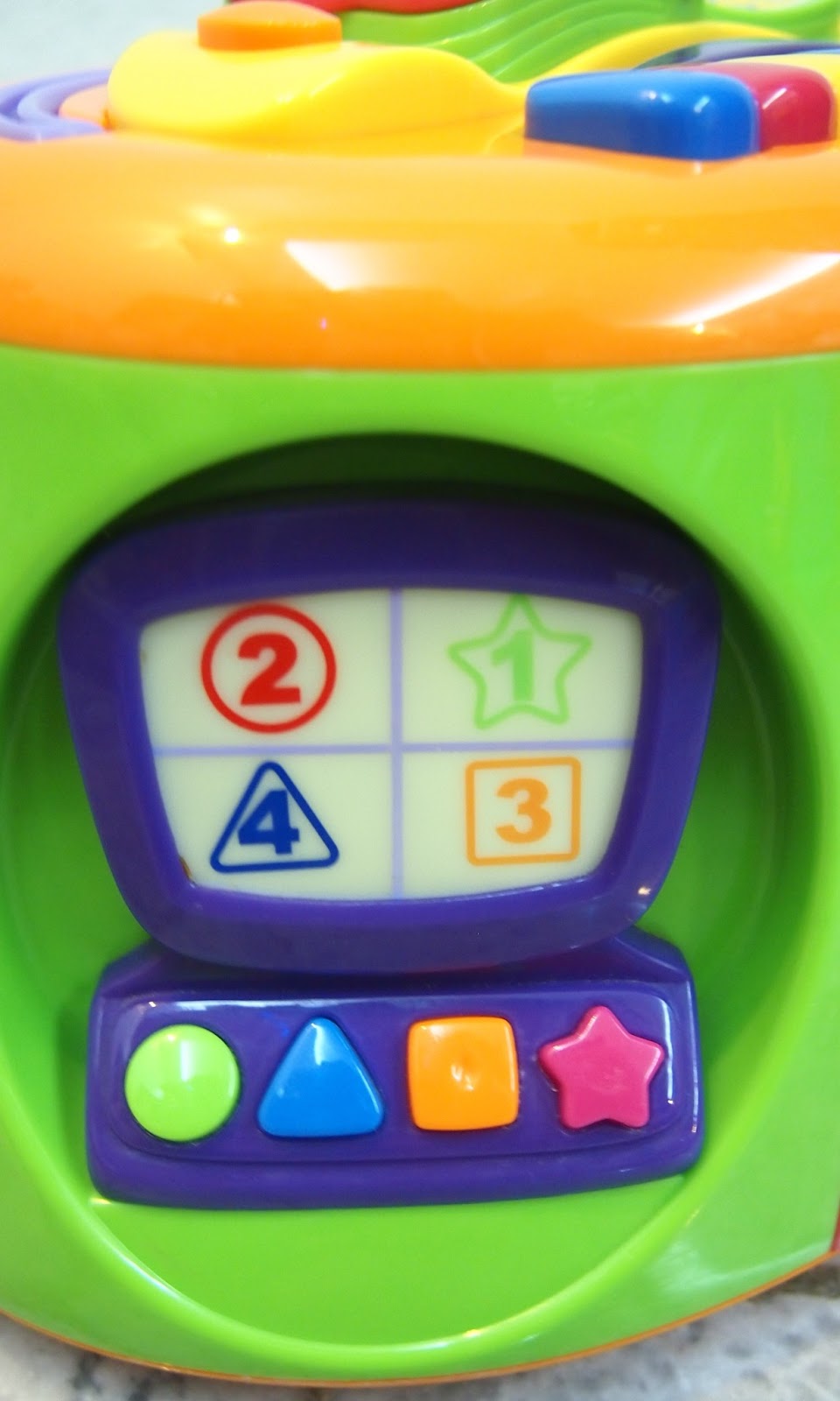 JuaiMurah: Bruin Big Music Activity Box