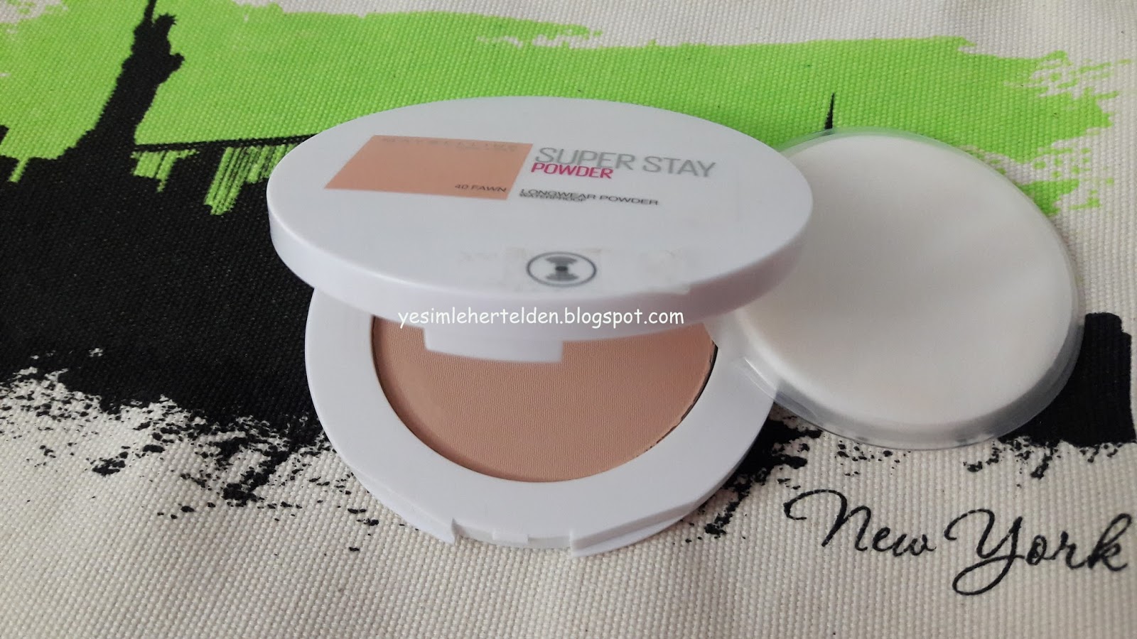 Maybelline New York Super Stay Waterproof Matte Powder